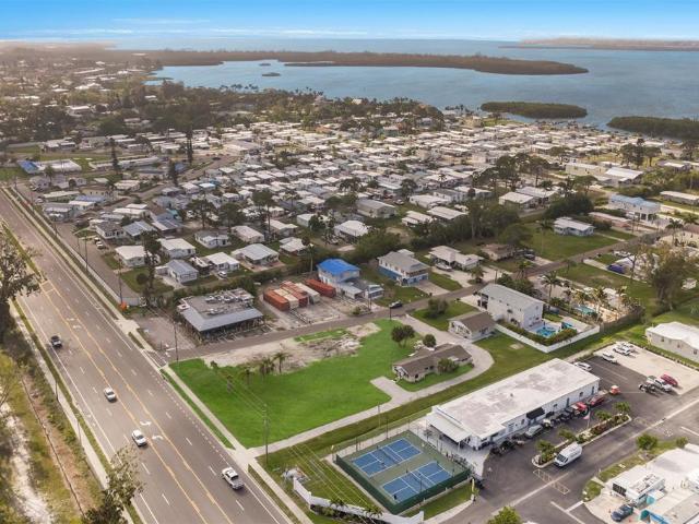 10601 Cortez Rd W, Bradenton, FL 34210 | MLS #A4684