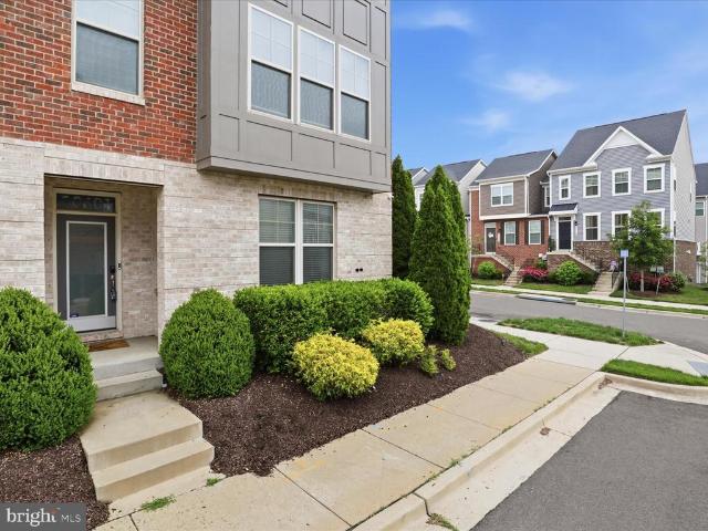 10601 Eastland Circle
