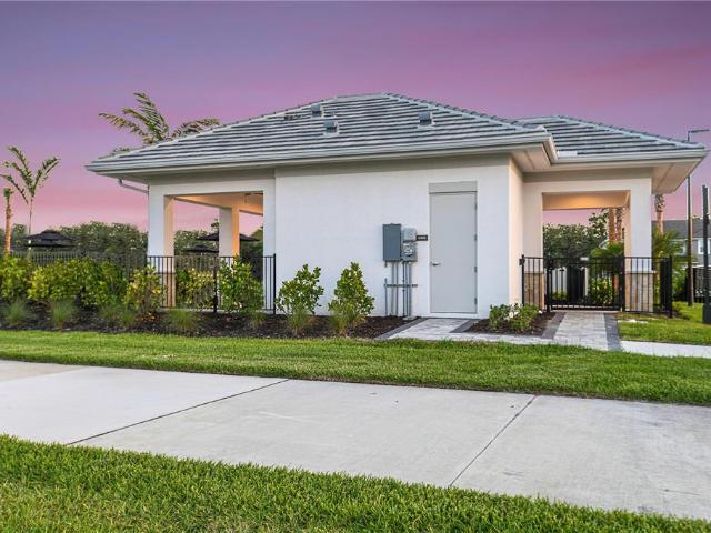 10601 Orbit Ter, Sarasota, FL 34241 | MLS #A4688