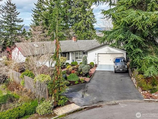 10602 SE 325th Pl, Auburn, WA 98092