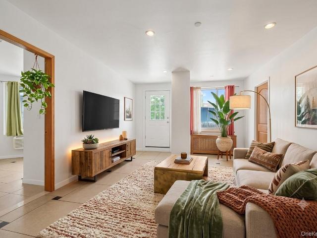 10607 Northern Boulevard 2B