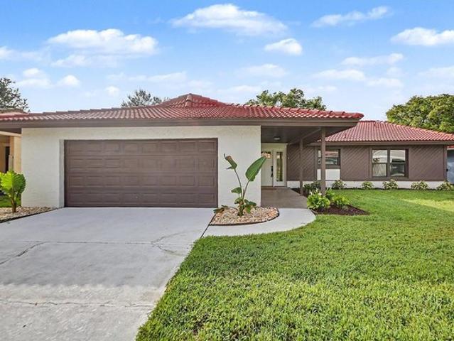 10604 Whitman Cir, Orlando, FL 32821