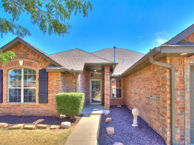10604 NW 38th Street