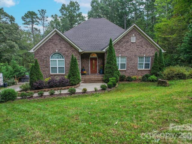 10604 Russet Pl, Charlotte, NC 28227 | MLS #4349 | Compass