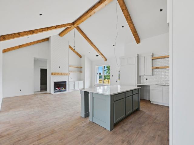 10605 West Miller