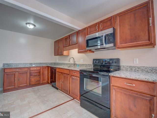 10605 Willetts Crossing Road