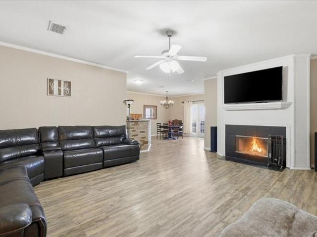 10605 Detroit Ave, Lubbock, TX 79423
