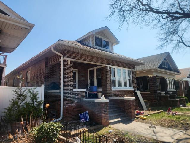 10605 S Ave F, Chicago, IL 60617 | MLS #12606 | Compass
