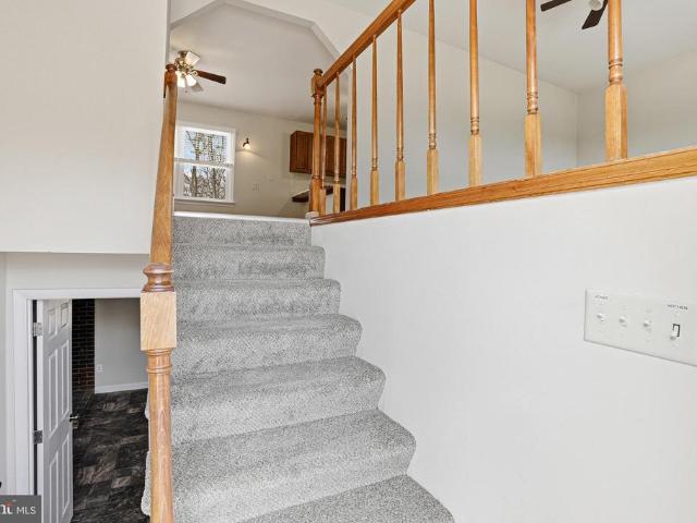 10606 Rhoads Drive