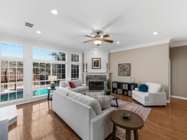 10609 Skyflower Dr