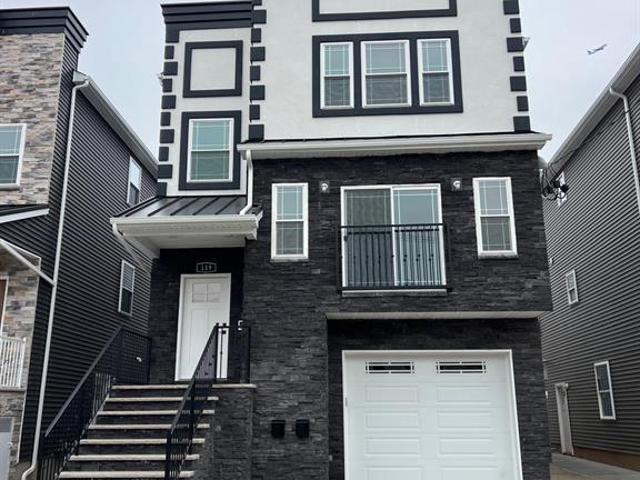 1060 Magnolia Avenue