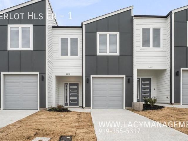 1060 Merlot Hls Ln 1, 3 beds, 2 full and 1 half baths