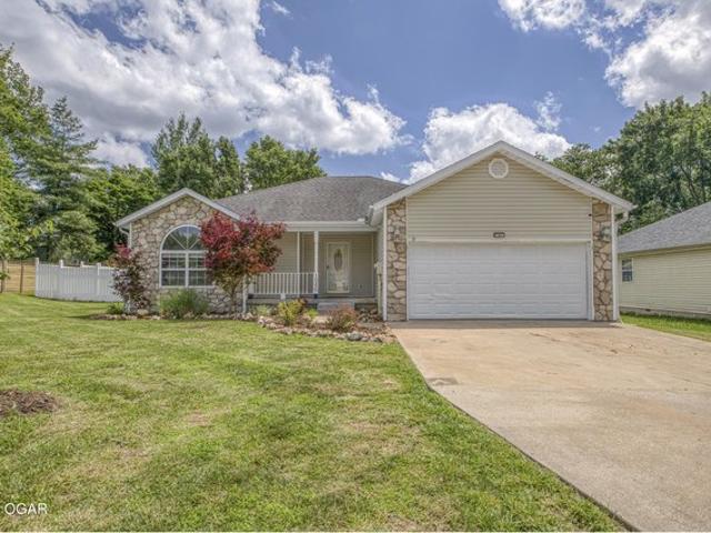 1060 Millruss Pl, Oronogo, MO 64855
