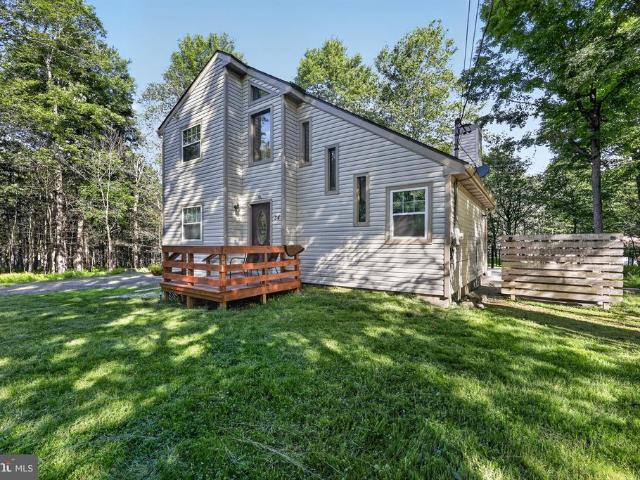 1060 Mohawk Trail