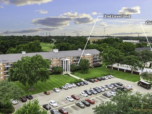 1060 N Farnsworth Ave Apt 1206, Aurora, IL 60505