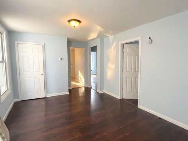 1060 Bond Street 1