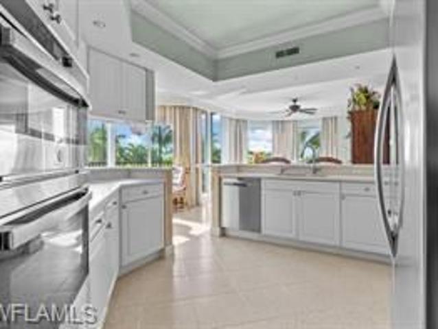 1060 Borghese Ln Unit 205, Naples, US, FL