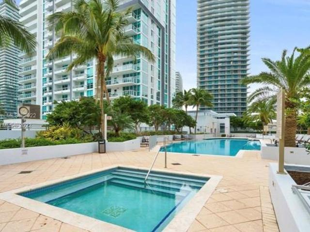 1060 Brickell Ave #207 Miami, FL 33131