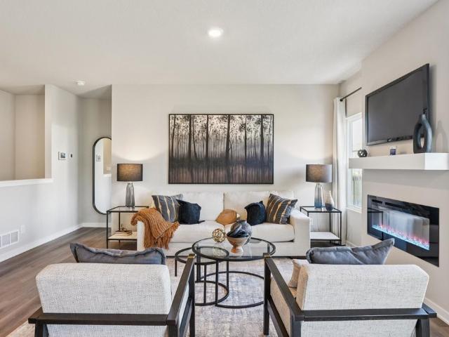 1060 Daisy Lane