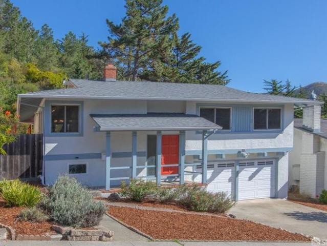 1060 Everglades Dr, Pacifica, CA 94044 in Pacifica, California