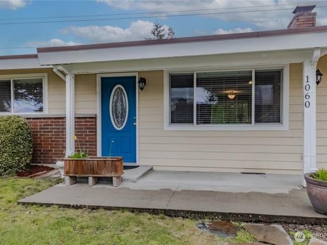 1060 Lynnwood Ave NE, Renton, WA 98056