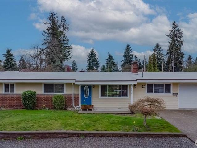 1060 Lynnwood Ave NE, Renton, WA 98056