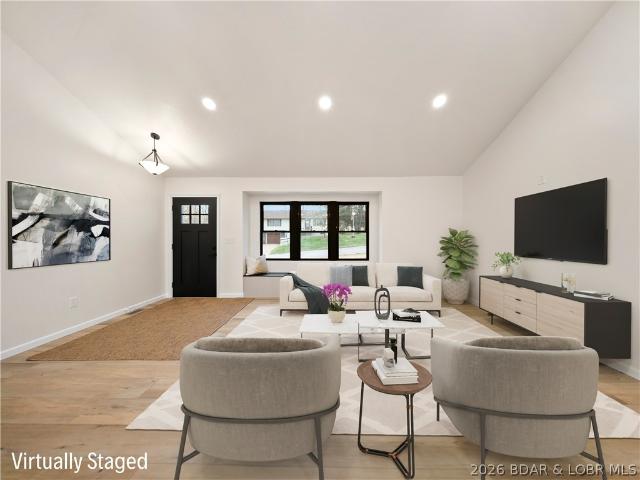 1060 Park Lane