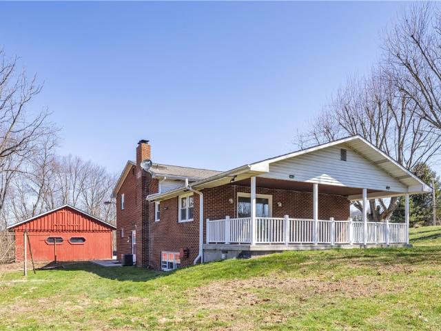 1060 Pittsburgh Rd