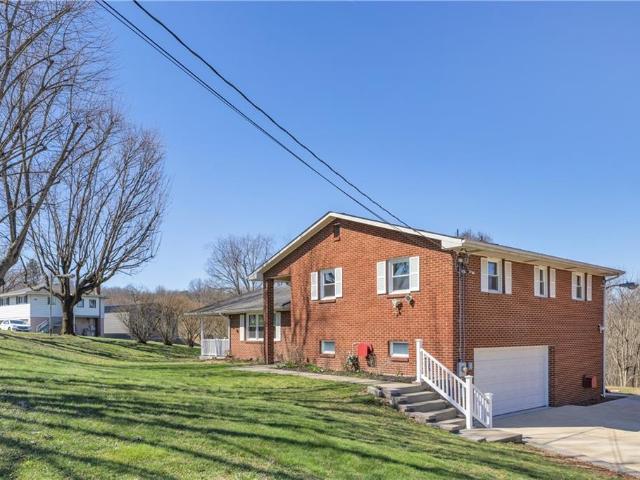 1060 Pittsburgh Rd, Valencia, PA 16059 | MLS #1745 | Compass