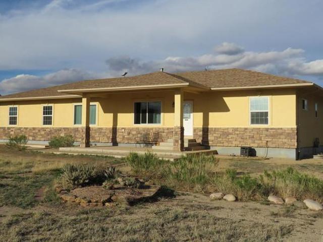 1060 S Avenida del Oro W, Pueblo West, CO 81007