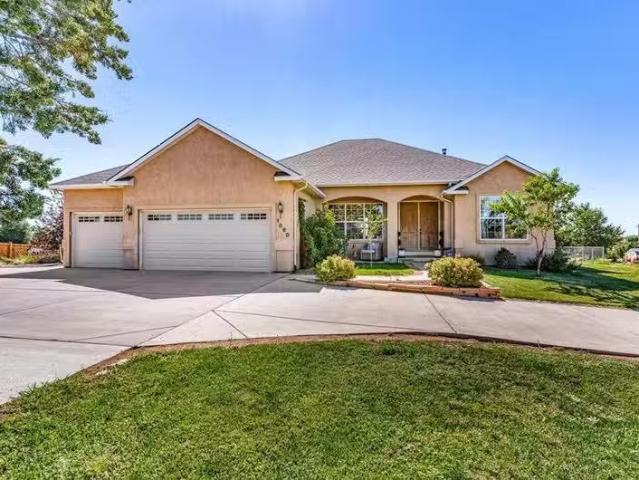 1060 S Greenbrier Dr, Pueblo West, CO 81007 MLS 223104