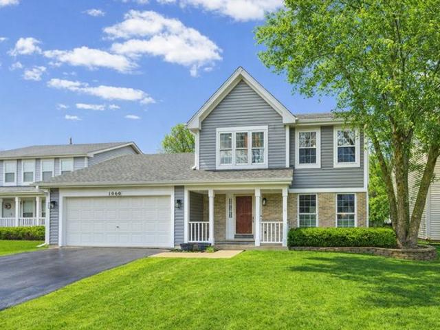 1060 Selma Ln, Naperville, IL 60540