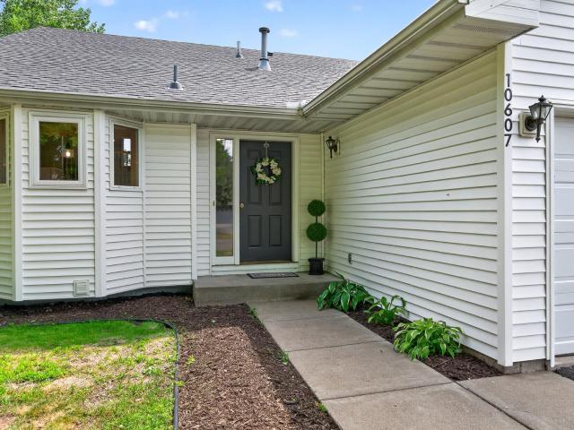 1060 th Street NE