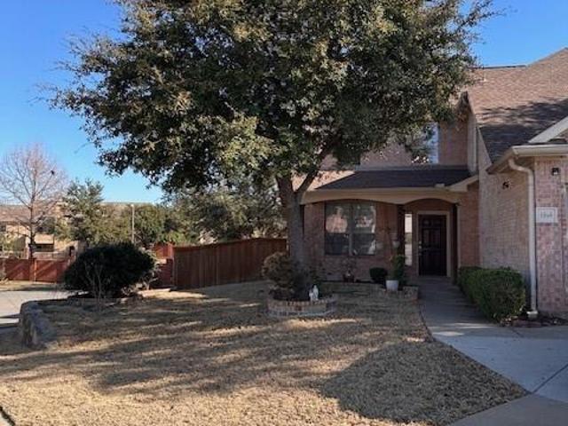 1060 Valley Vista Dr, Irving, TX 75063 | MLS #21201 | Compass