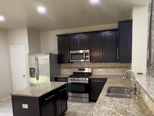 1060 Zeus Cir