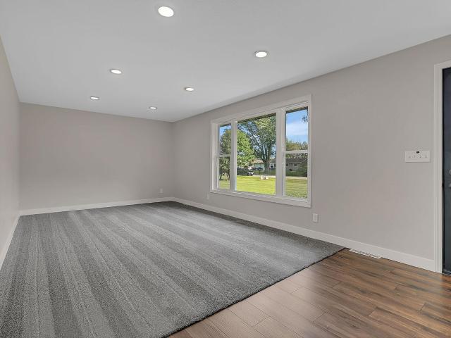 1060 44th Street SE