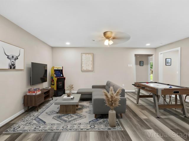 10613 Chadwick Street