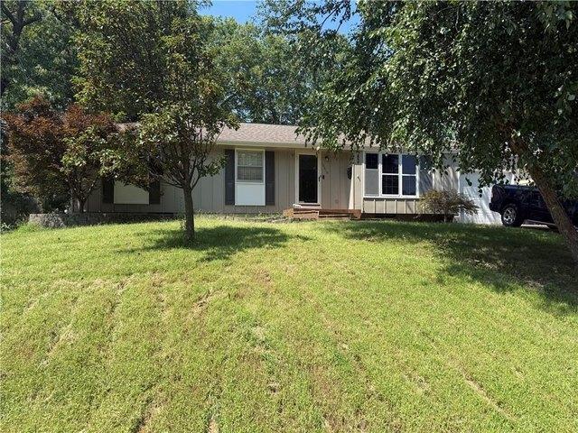 10610 Bellefontaine Ave, Kansas City, MO 64137