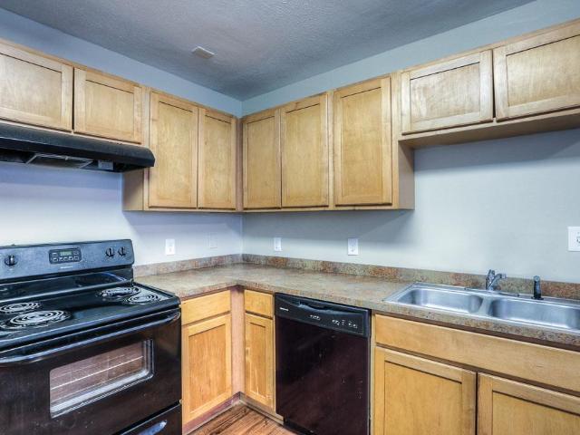 10610 Pine Landing Drive B