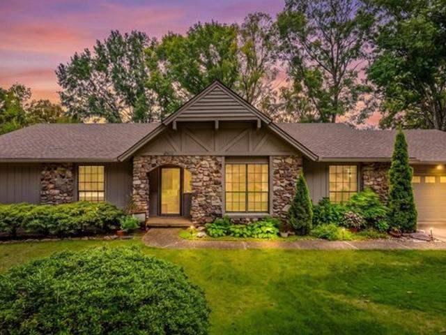 10611 Crestdale Ln, Little Rock, AR 72212