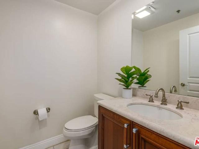 10617 EASTBORNE Avenue PH2