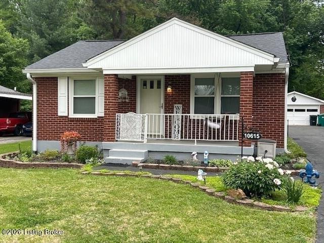 10615 Allen Dr, Fairdale, KY 40118