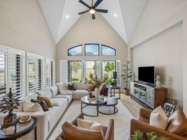 10615 Lemon Verbena Ct, Cypress, TX 77433