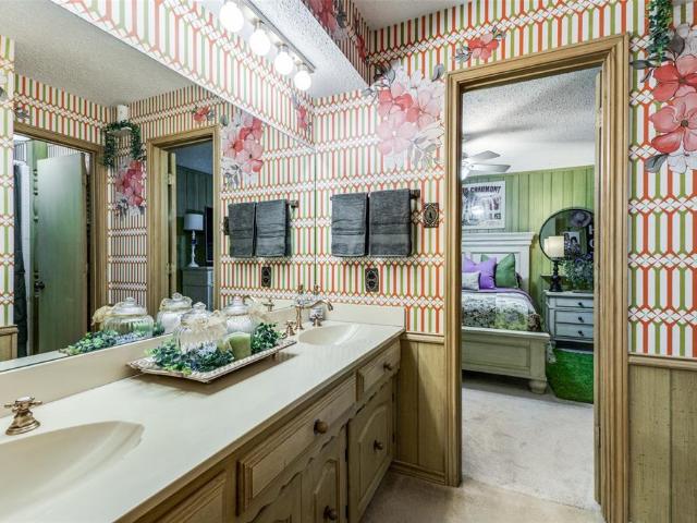 10615 Old Seagoville Rd, Dallas, TX 75217 | MLS #21111