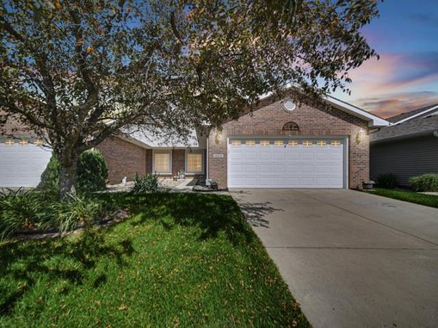 10615 Pike St, Crown Point, IN 46307