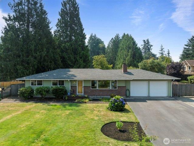 10615 SE 244th St, Kent, WA 98030