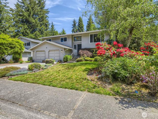 10616 th Avenue NE