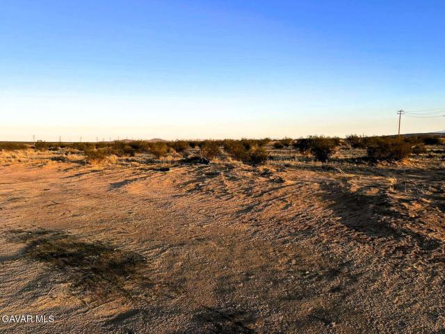 10616 Hamilton Way, California City, CA 93505 | MLS #26000