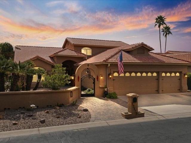 10619 E Arrowvale Dr, Sun Lakes, AZ 85248