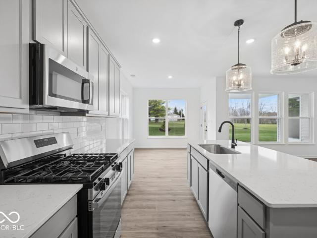 10619 Mangrove Drive